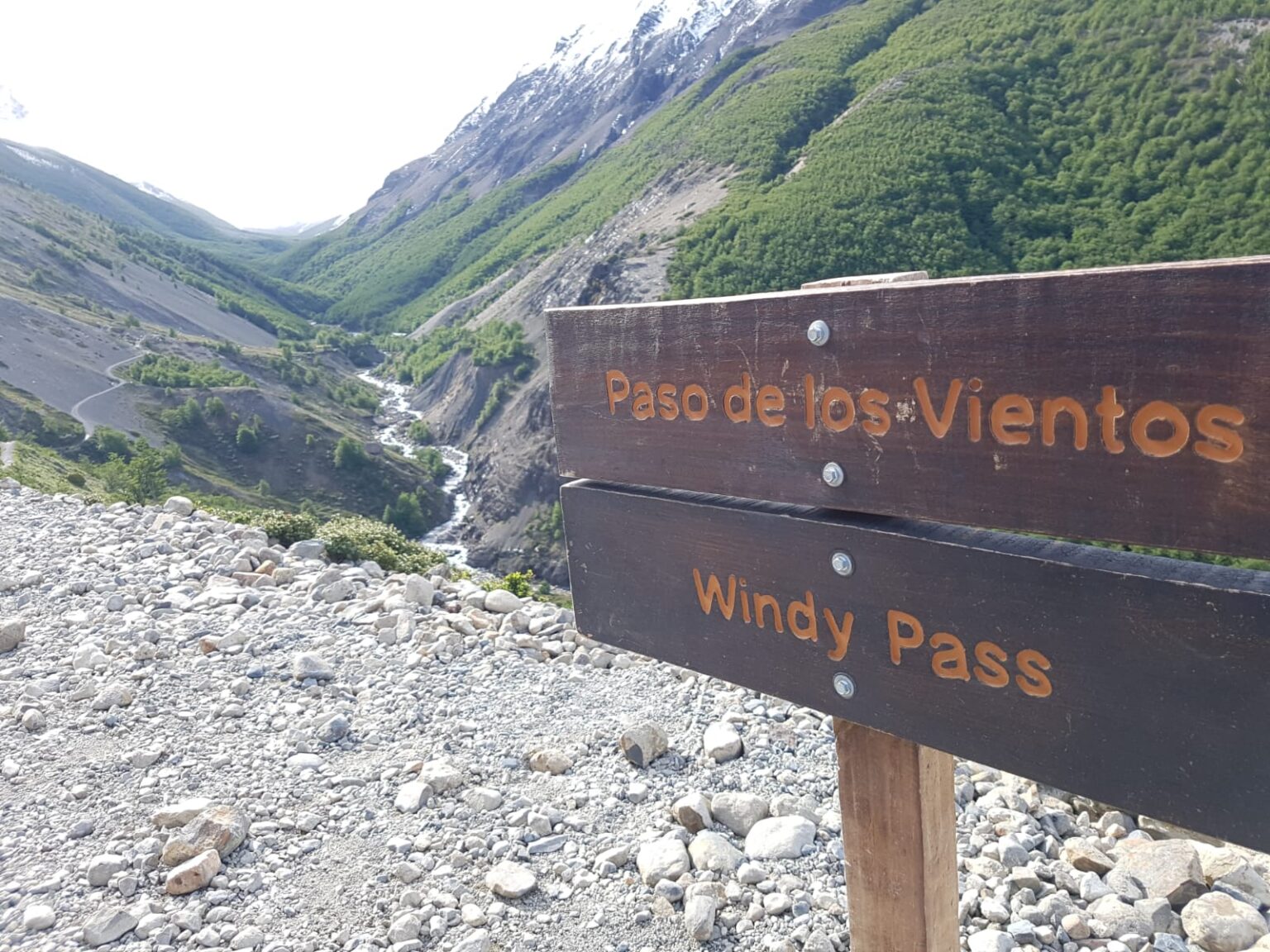 ¿Qué puedo hacer para dejar de eructar tanto? Centro de Endoscopia